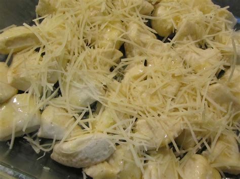 Creative Savv Super Easy Garlic Cheesey Bread