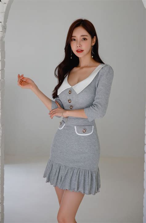 Pin By Son Yoon Joo S Collection On Son Yoon Joo Pleated Skirt Sons Pleated