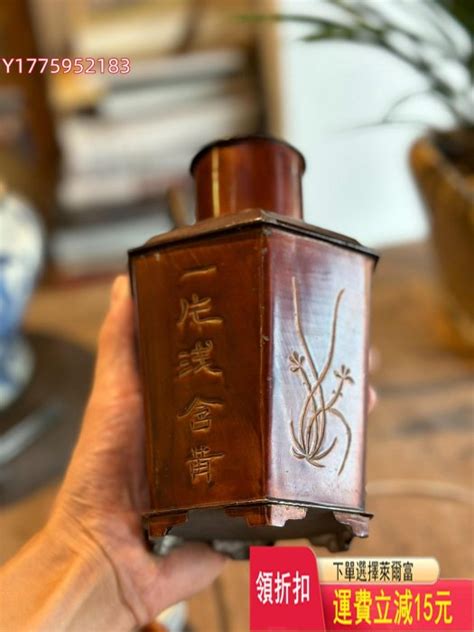 八十年代潮汕精工六方錫茶葉罐 詩文梅蘭竹菊四季花卉六角型老罐 古玩 雜項 擺件 Yahoo奇摩拍賣