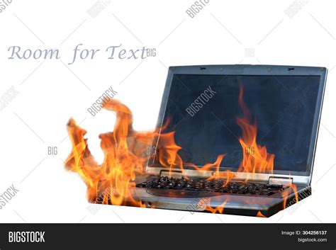 Imagen Y Foto Computer Fire Prueba Gratis Bigstock