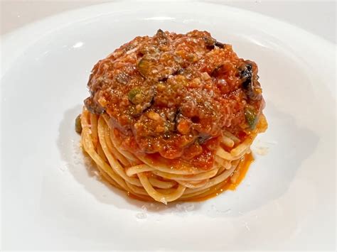 プッタネスカ~娼婦風パスタ~ By あーさん24 【クックパッド】 簡単おいしいみんなのレシピが395万品