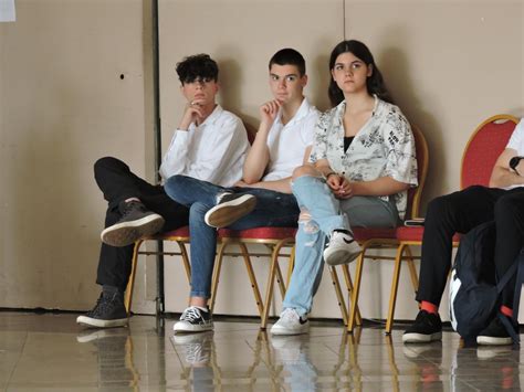 Членове на Ученически парламент в Силистра се включиха в Националната младежка конференция