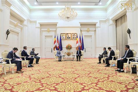 សម្ដេចតេជោ ហ៊ុន សែន អញ្ជើញជួបពិភាក្សាការងារជាមួយឯកអគ្គរាជទូតចក្រភពអង់គ្លេសប្រចាំកម្ពុជា