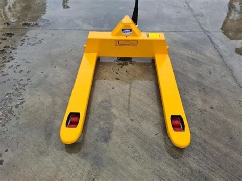 Liftex Wide широка палетна количка №1297 КАНДЕКС мотокари палетни колички гуми наеми