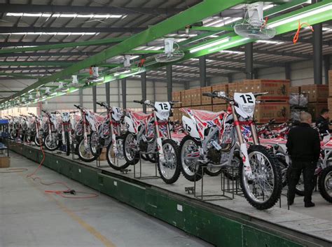 生产车间—重庆新贵尊摩托车有限公司