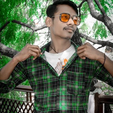 Abhishek Prajapati 🙏🏻🙏🏻🙏🏻 Abhishekprajapati8742 • Threads Say More