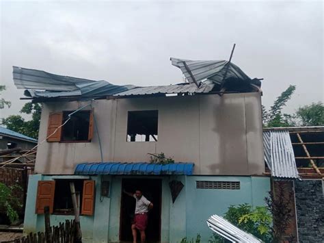 လက်ပံတန်းမြို့နယ်တွင် မိုးသည်းထန်၍ လေပြင်းတိုက်ခတ်မှုကြောင့် လူနေအိမ်များပျက်စီး Information