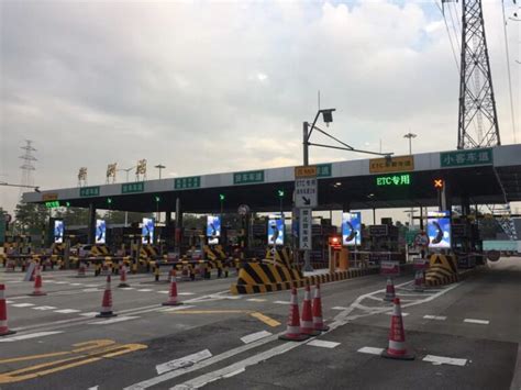 중국 가로등 Led 디스플레이 판매 폴 Led 스크린