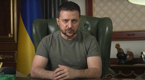 Зеленский выступит на первом саммите Европейского политического