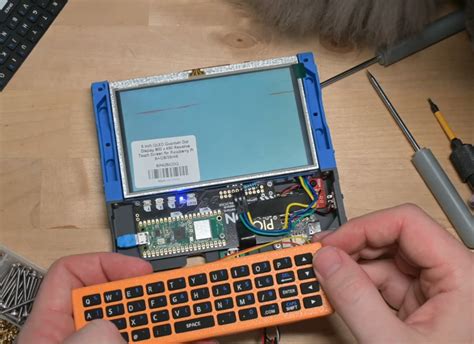 Dual Raspberry Pi Picos Power This Portable Mini Pc