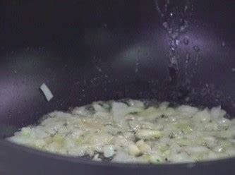 葡國風味芥末醬炒蜆 Ameijoas mostarda Stir fry clams with English mustard