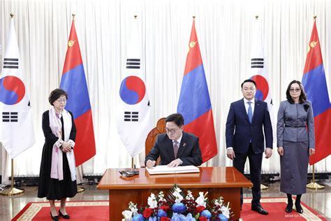 Д Амарбаясгалан БНСУ ын Үндэсний Ассамблейн дарга Ү Вон Шиг ийг угтлаа