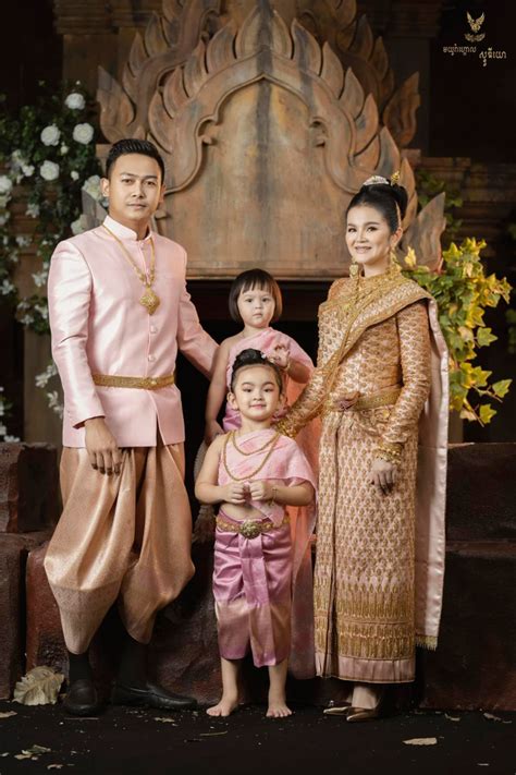 តេមកសូមទោសស្រួលៗម្ល៉េះ ផន សុផារី និយាយដាច់ខាតគឺមិនលើកលែងឲ្យទៅបុគ្គលប្រមា ថកូនខ្លួន មានវីដេអូ