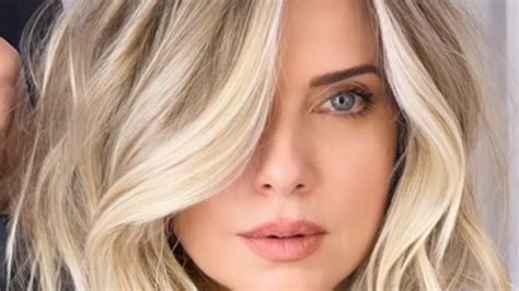 Leticia Spiller Renova Visual Tom Loiro Mais Aberto E Fios Curtos