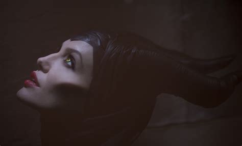 First Official Still Of Angelina Jolie In Disneys Maleficent