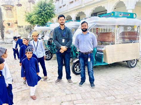 gautam baliyan on linkedin project livelihood e rickshaw