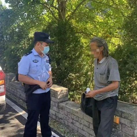 男子离家出走14年，警方助力终团圆王某全岳西县主簿