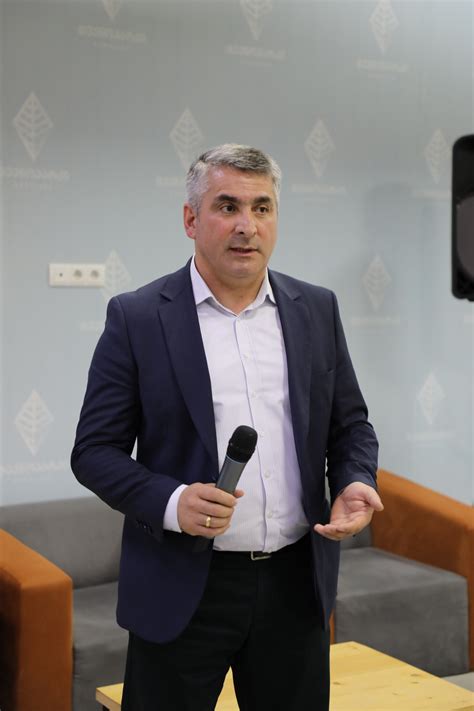 გურჯაანის გურჯაანის მუნიციპალიტეტის მერი გიორგი მაჭავარიანი Საქართველოს განათლების