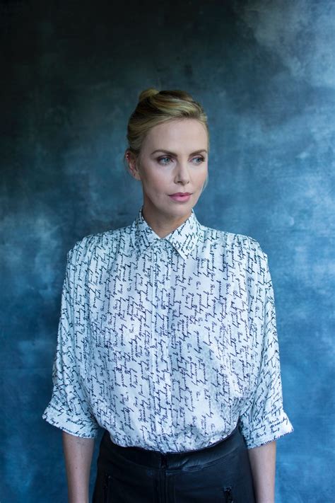 Belly Button R Charlizetheron