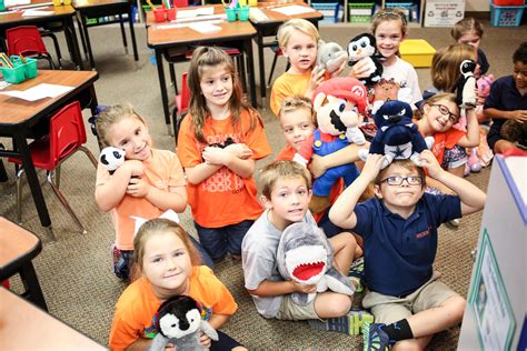 Grand Opening Of 1st Grade Classroom Library The Brook Hill School