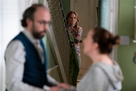 Eastenders Bianca Jackson To Discover Reiss Money Secret