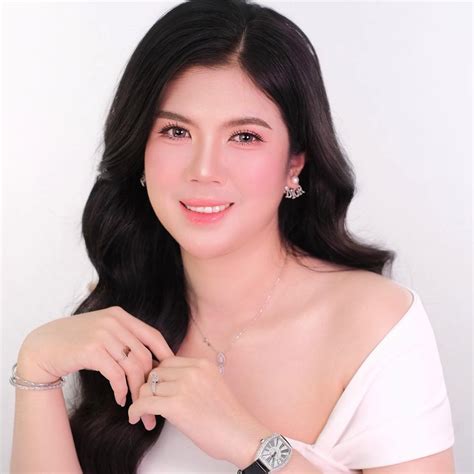 ຊາລົດໄຂມັນ ແບຮນນາງງາມ Vientiane