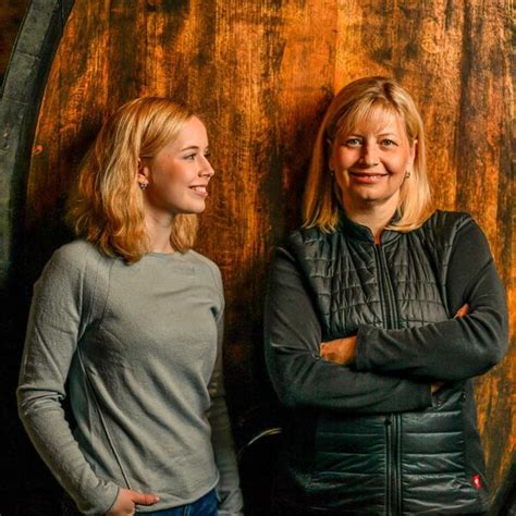 Weingut Eichinger In Strass Österreich Regionale And Bio Produkte Direkt Von Produzenten Farmych