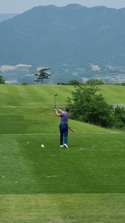 속리산클럽디 동코스1번홀 구력35년70세형님 220미터 파워드라이버 드로우샷 30초루틴 필드골프골프비거리골프레슨필드드로우샷골프첫티샷드라이버드라이버샷레슨프로
