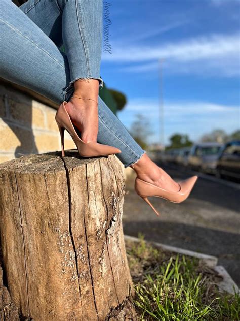 My Cute Legs🌹 Rlegssfw