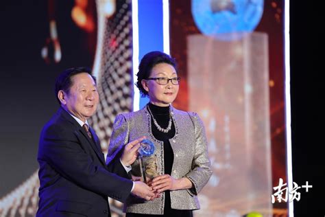 贝聿铭丘成桐等获“2019全球华侨华人年度人物”称号 南方网