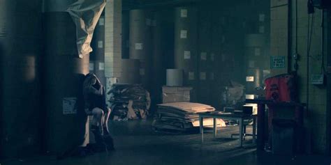 Elisabeth Moss Sex Scene From The Handmaids Tale Series Scandal Planet