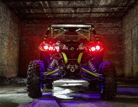 Can Am Commander 2012 2020 Red Halos Far Mudding