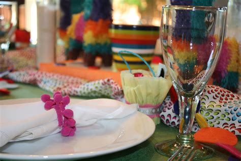 Everything To Entertain Cinco De Mayo Drinks And Decor