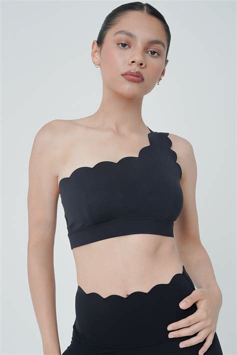 Shell Bra In Black L Left