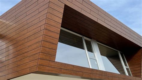 Continental Aplica Sus Acabados Madera Sobre Composite De Aluminio