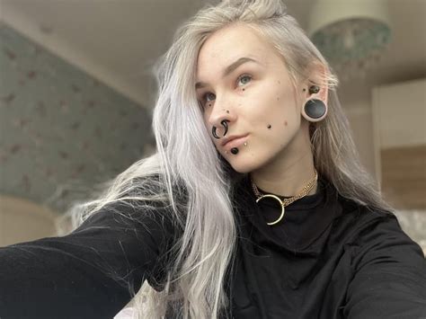 My Bimbo Journey So Far Ive Lost Weight Got My Tits Done Fillers