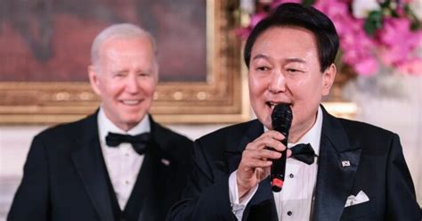 Watch South Korean President Yoon Suk Yeol Sings American Pie At