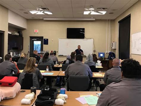 Emt And Paramedic Training In Texas Texas Ems School