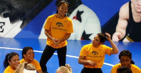 Photos Clarissa Chun And The Iowa Hawkeyes Workout In Waterloo