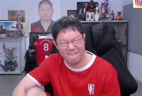 감스트 골먹히기 직전 후 표정 변화 ㅋㅋㅋ 유머 움짤 이슈 에펨코리아
