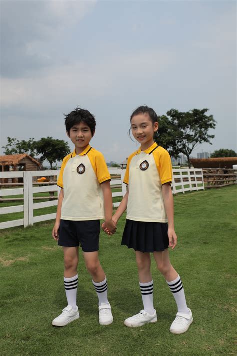 校服定做厂家 屹奥校服 无限能量·校园绽放