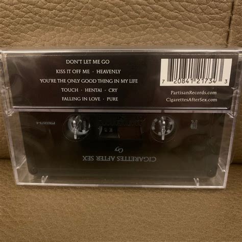 全新 3款 Cassette Cigarettes After Sex I Cry 錄音帶 Tape 興趣及遊戲 音樂