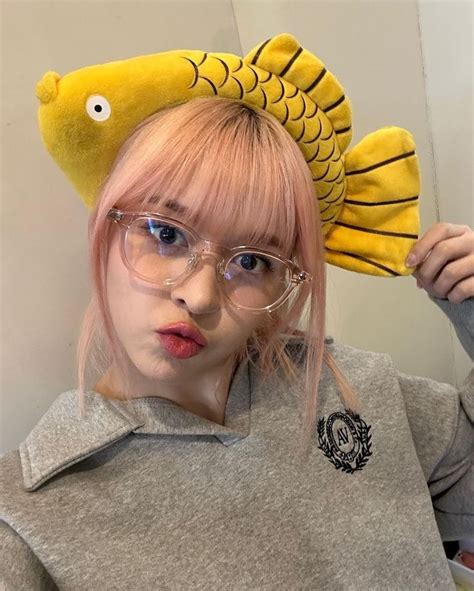 Nmixx Lily 백합 날