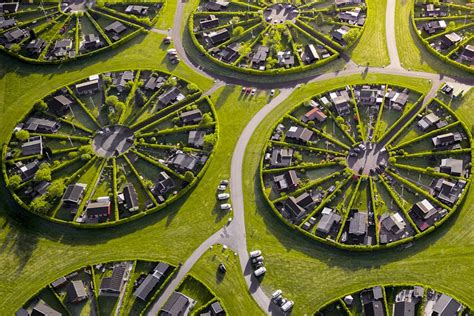 Innovative Circular Architecture Concept Redefining Urban Landscapes