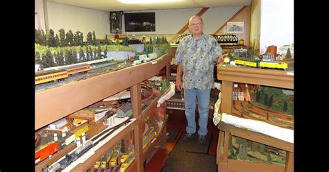 Ho Scale Model Railroad Shelf Layout Houston Train Model