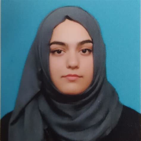 Sidra Tariqs Instagram Twitter And Facebook On Idcrawl