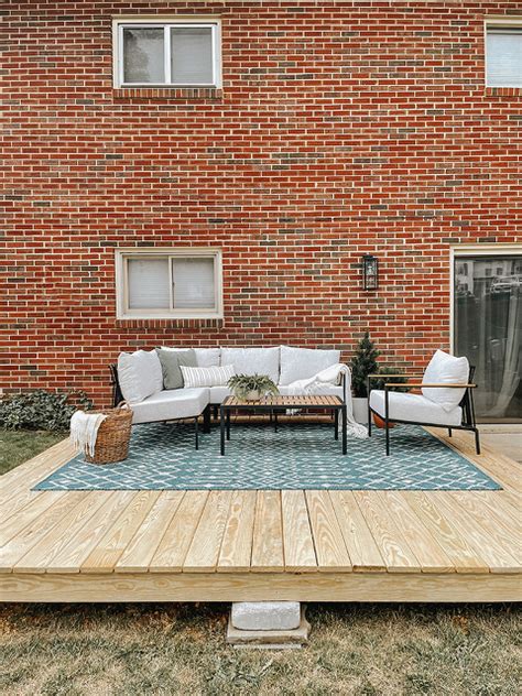 How To Build A Diy Platform Deck Dream Green Diy