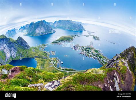 Reine Lofoten Islands Nordland Banque Dimage Et Photos Alamy