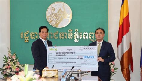 អាជ្ញាធរ រាជធានី ភ្នំពេញ តាមដាន និង គ្រប់គ្រងមុខសញ្ញាកូវីដ ១៩