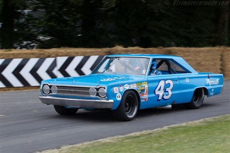 Richard Petty 1967 Plymouth Belvedere Gtx Nascar Race Cars Richard